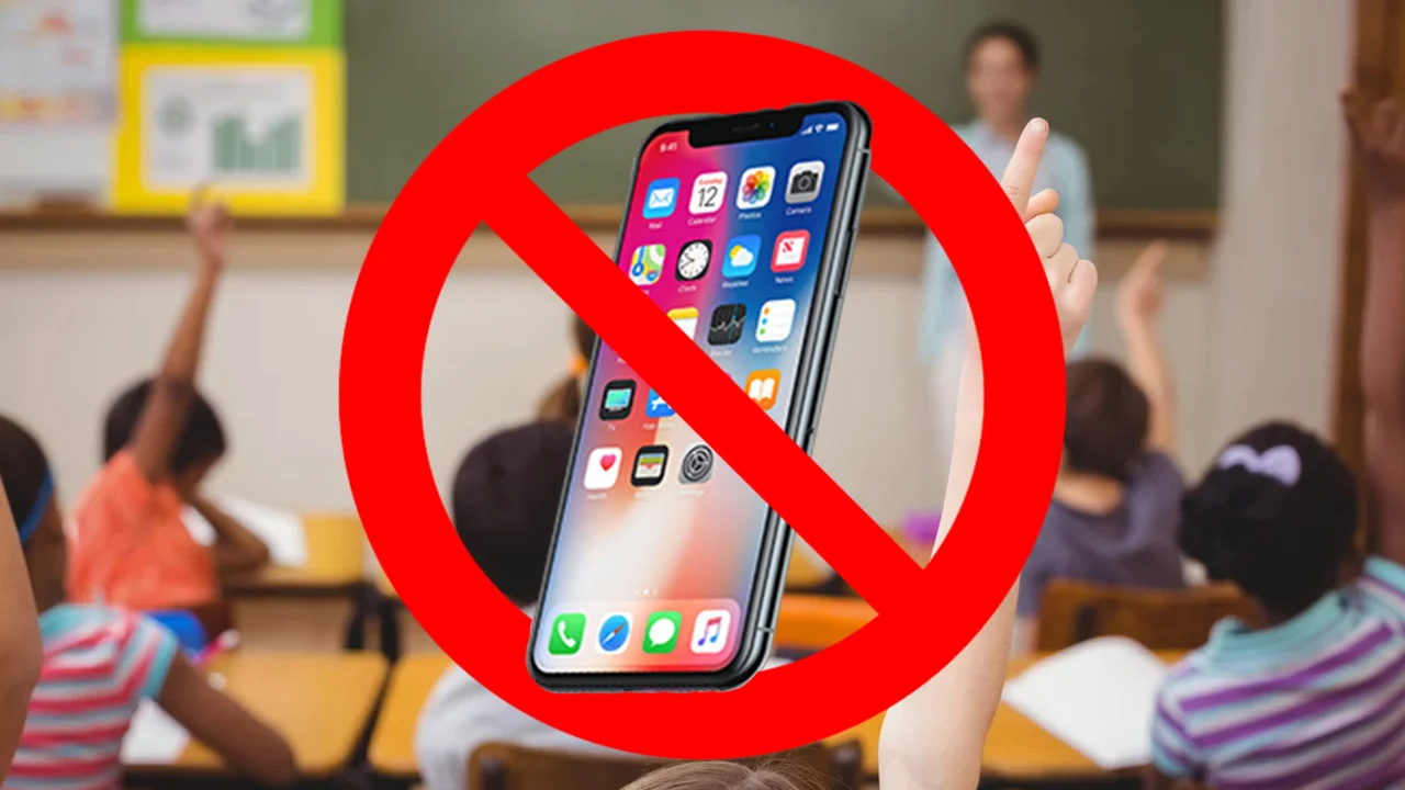 Why ban smartphones from school - Le SUD